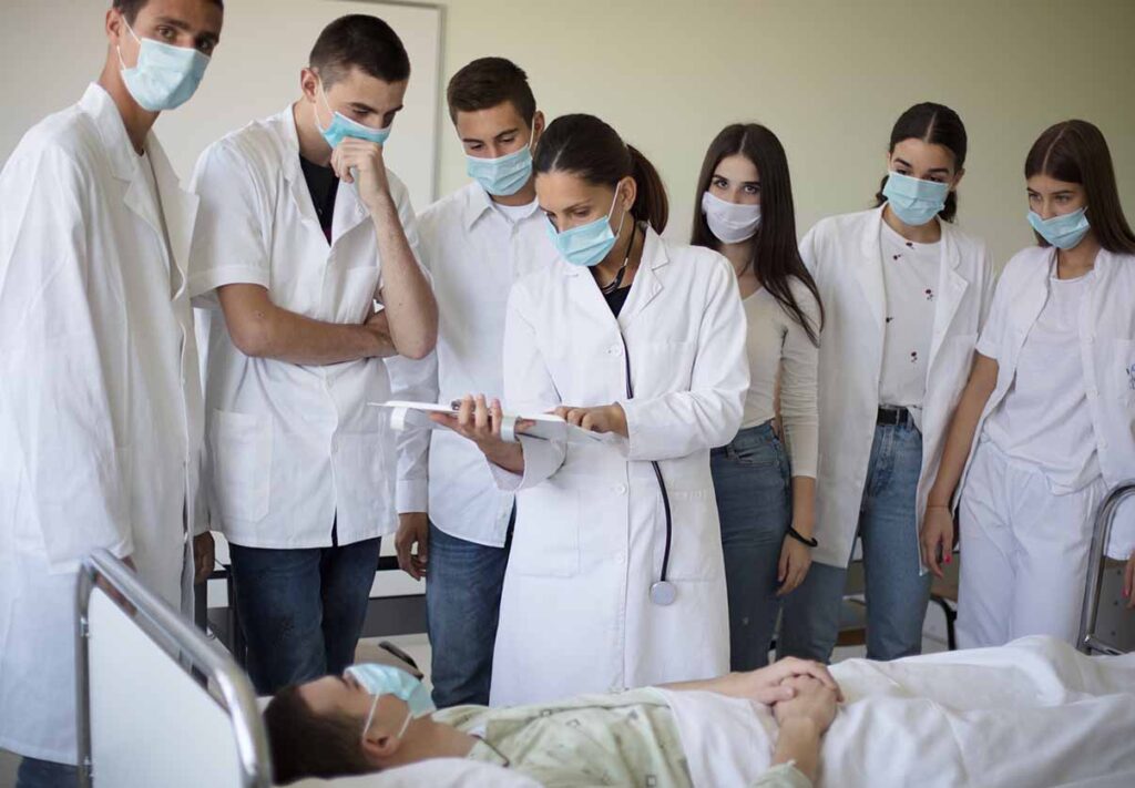 El Hospital Universitario Infanta Elena, elegido para realizar prácticas especializadas de ...